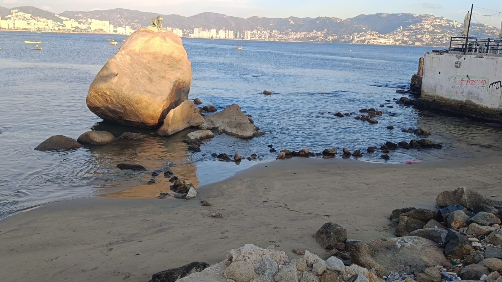 Informa PC Acapulco fenómeno natural "bajamar" en aguas del Pacífico ...